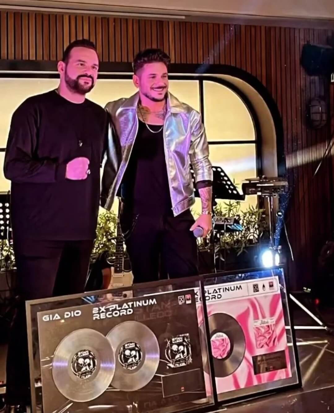 «Λίγο»: Stan (Official Music Video) | theotvnews